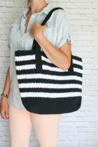 37 Best Free Crochet Tote Bag Patterns | Yarnalina